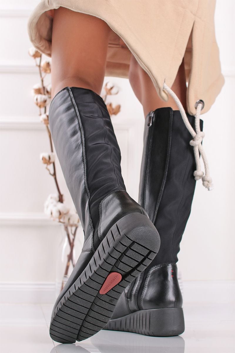 Fekete bőr hosszú szárú platform csizma 2-25614 | Cipofalva.hu